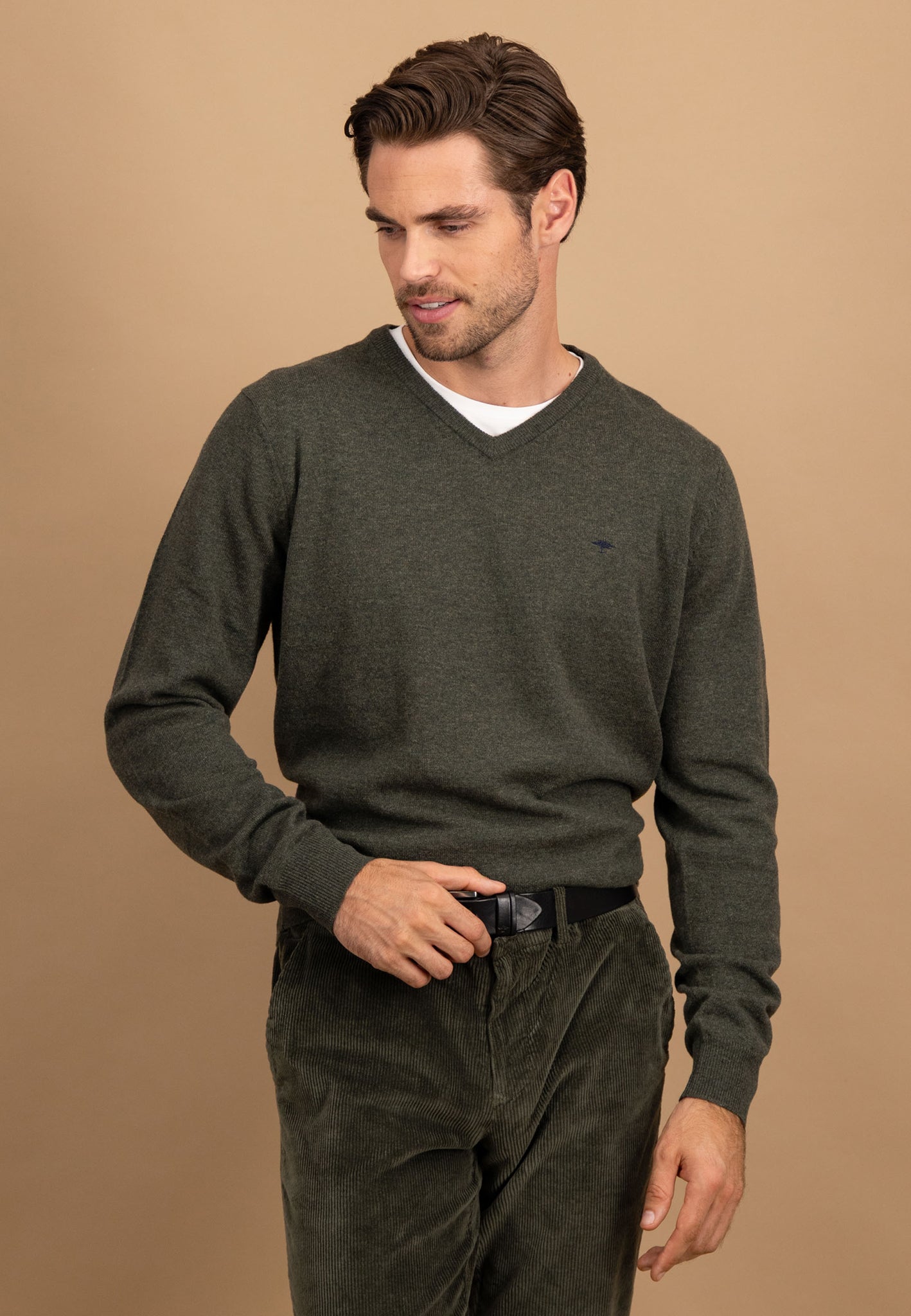 Pure wool V-neck sweater – FYNCH-HATTON | Offizieller Online Shop